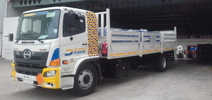 Dananna's Trucking | Efficiency in Motion